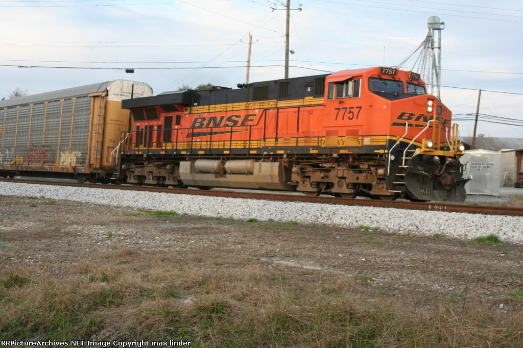 BNSF 7757
